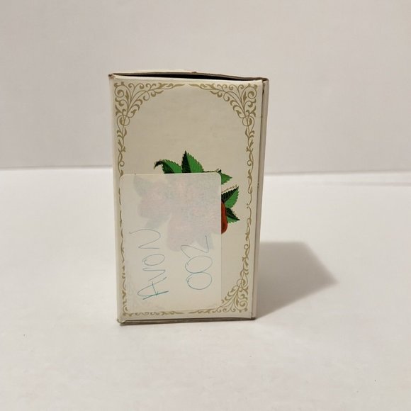 Avon | Accents | Avon Strawberries And Cream Bath Foam Decanter 97 Nos ...